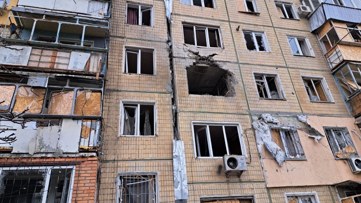 As result of shelling in Nikopol, already five casualties reported ...