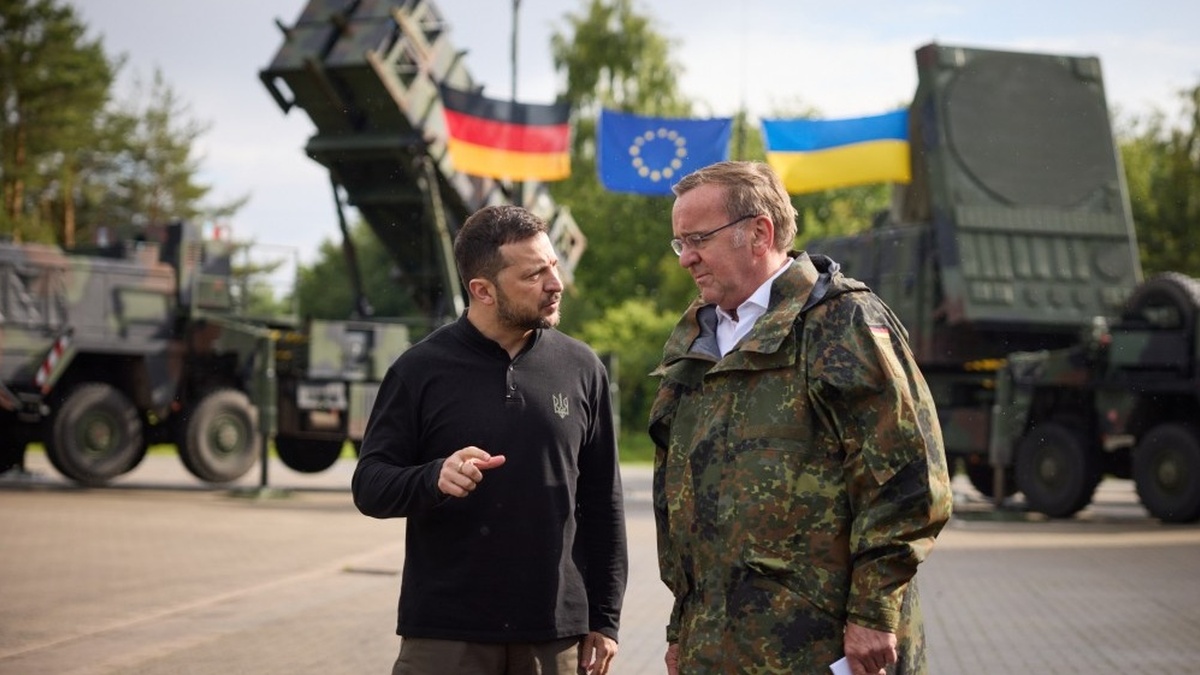 Zelenskyy meets with German Defense Minister