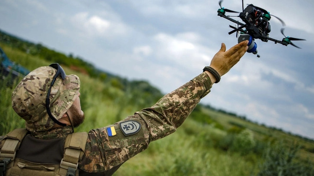 Military personnel can now leave ratings and reviews for drones on DOT ...