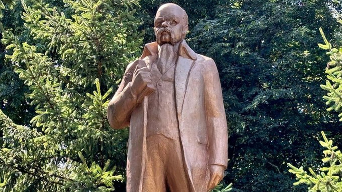 Переосмислення минулого, як радянський монумент отримав новий ...